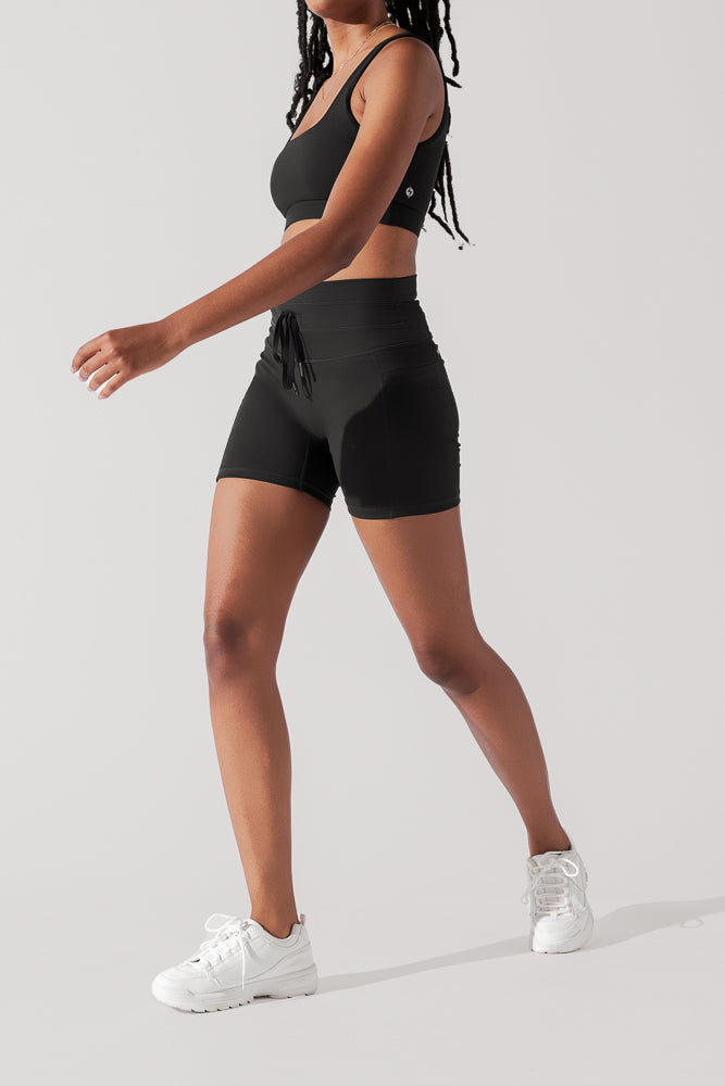 Cargo Midi Short with Pockets - Black – POPFLEX®