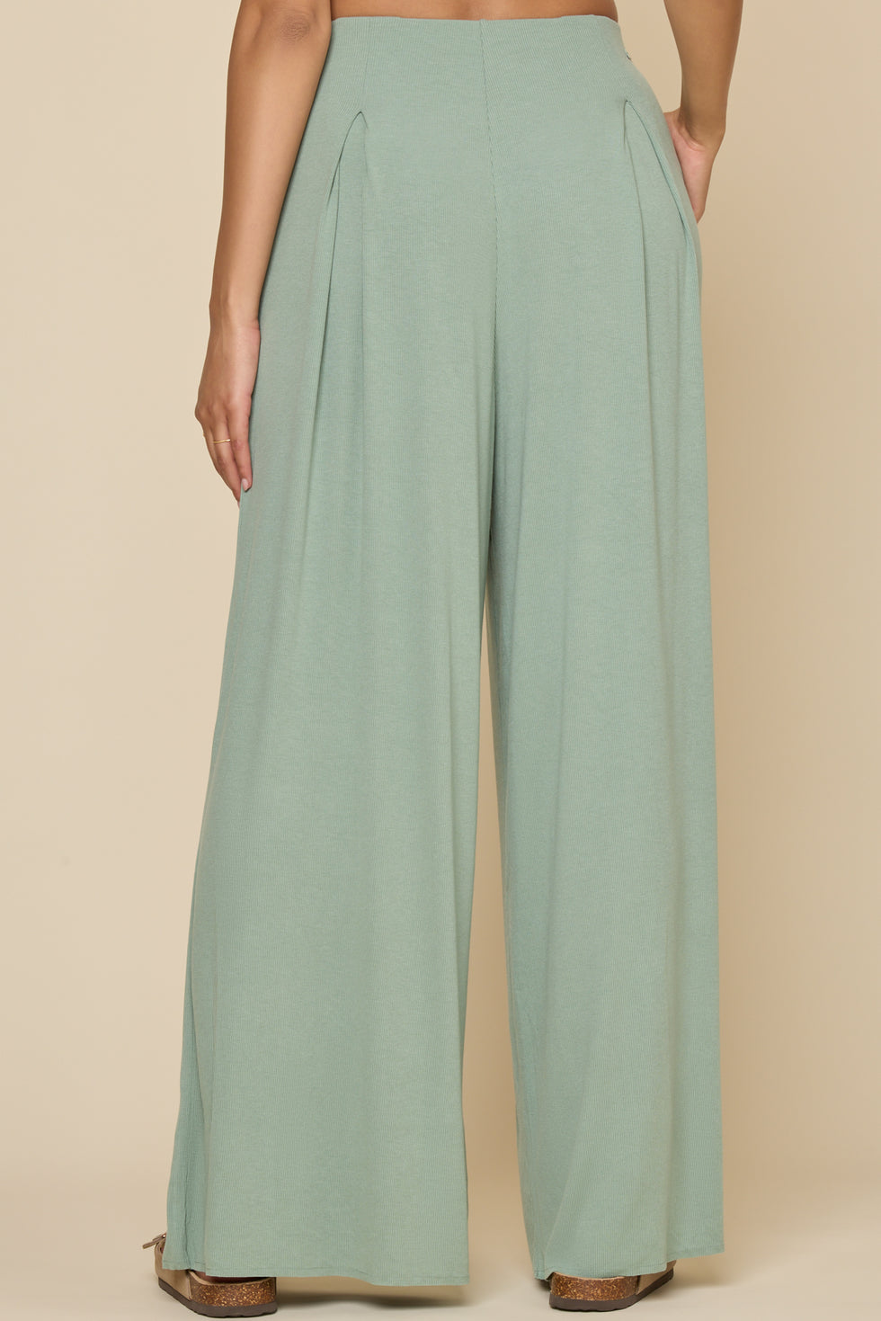 Go with the Flow Wide Leg Pant - Evening Moss – POPFLEX®