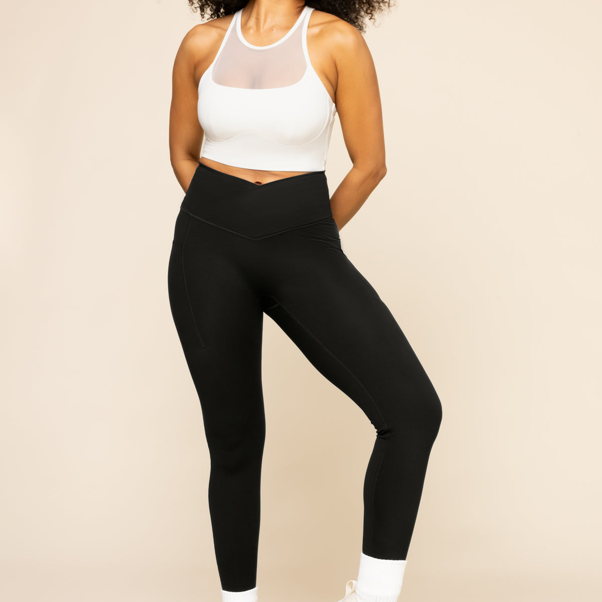 Crisscross Hourglass® Legging with Pockets - Black – POPFLEX®