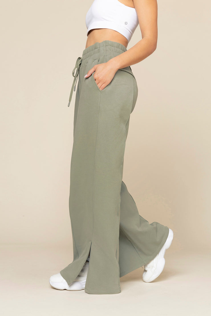 Perfect Plane Pants - Light Sage – POPFLEX®